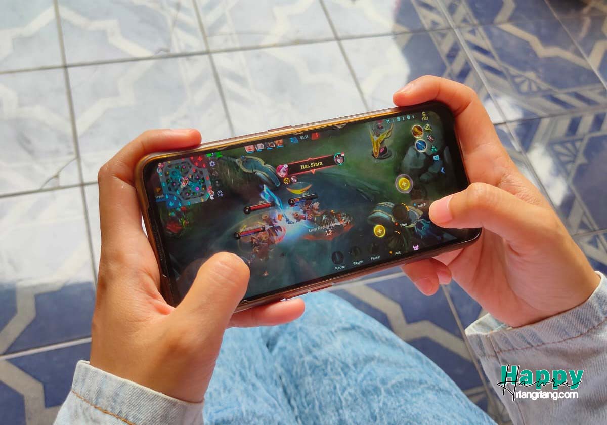 Jadi Atlet Esports Lewat Beat The Best by blu? Siapa Takut! - Happy Hawra